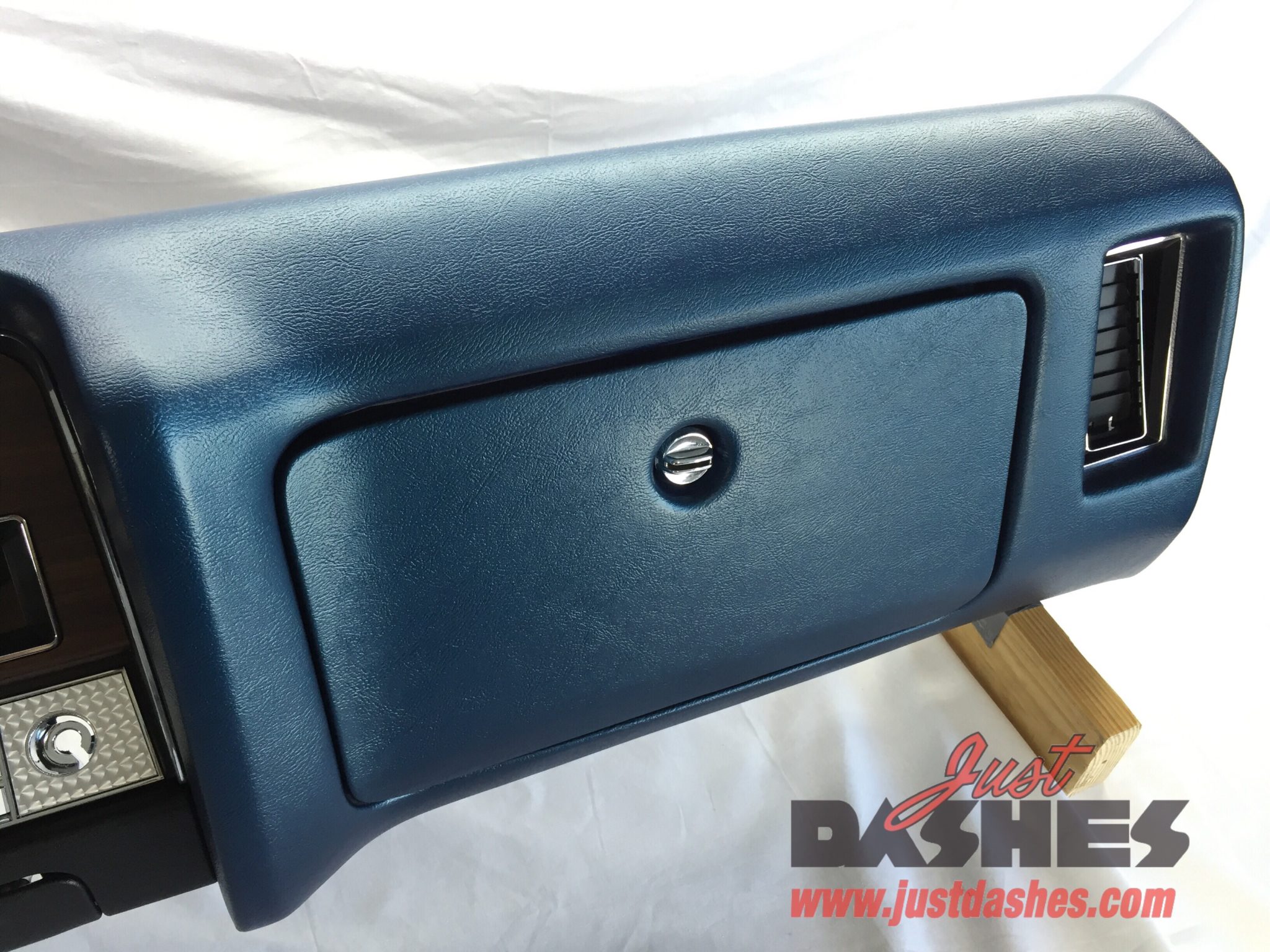 1970 Pontiac GTO-Lemans Dash Pad Assembly Restoration | Just Dashes