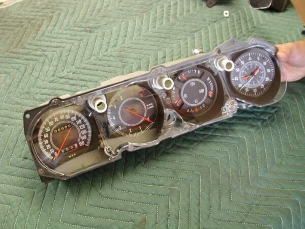 1970-74 Mopar E-Body Dash Pad Removal and Replacement | Just Dashes