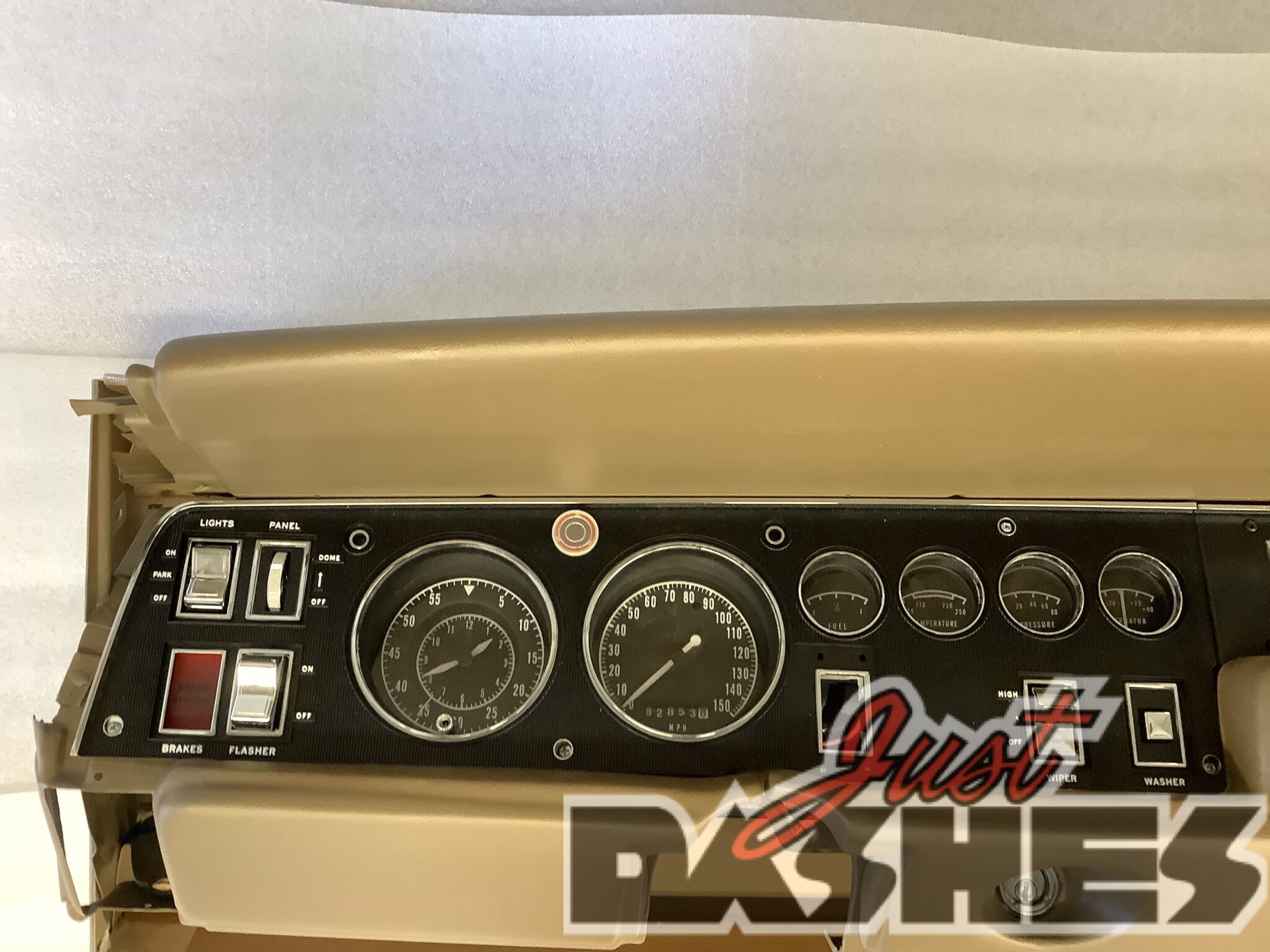 Restoration vs Reproduction: Navigating with Just Dashes